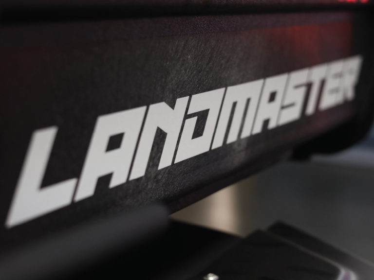 Features - Landmaster