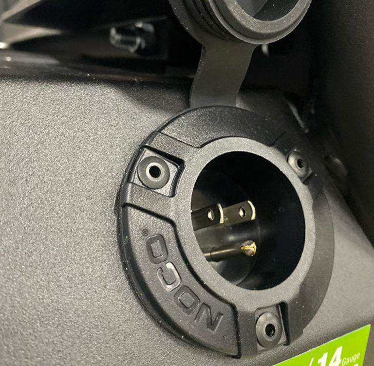 AMP HD - 4x4 Multipurpose, American Made UTV - Landmaster